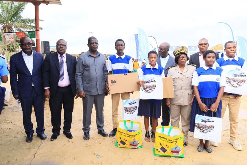 Promotion de l’excellence en milieu scolaire : Abidjan Terminal ...